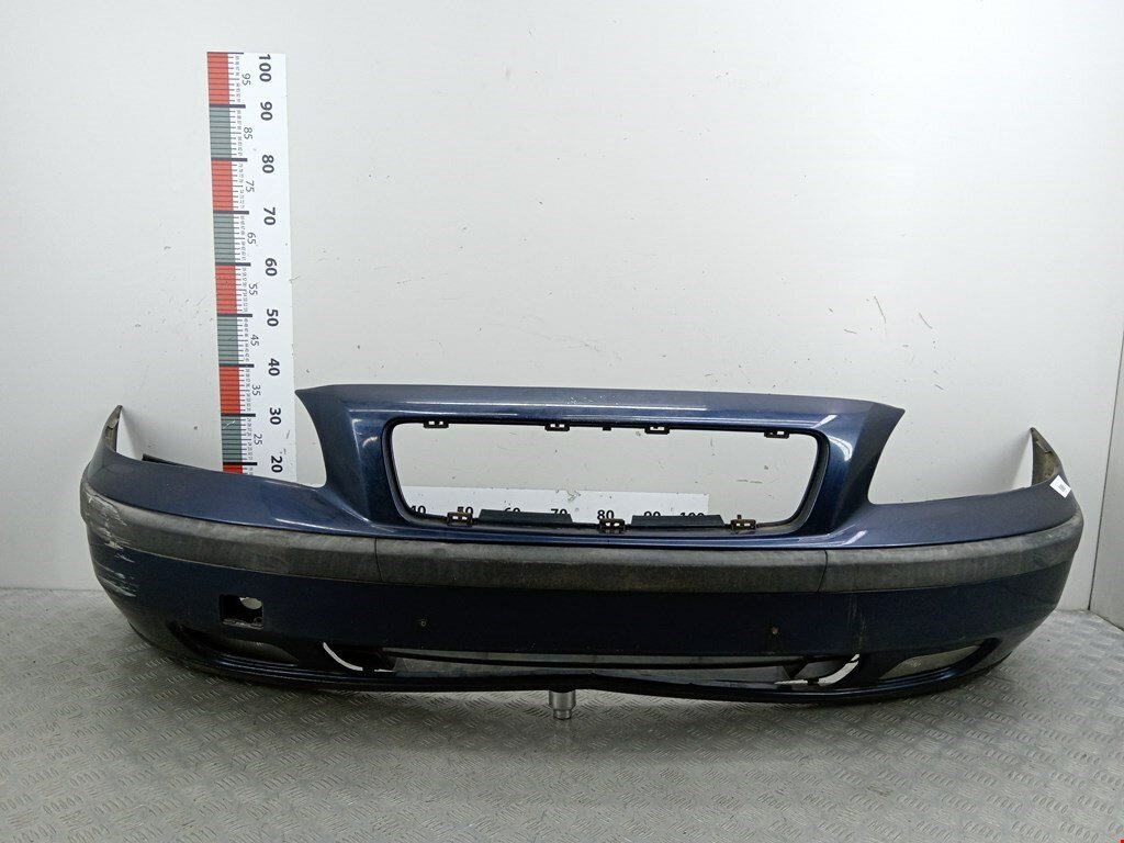 Бампер передний Volvo V70 2 9479459 арт. 2149401