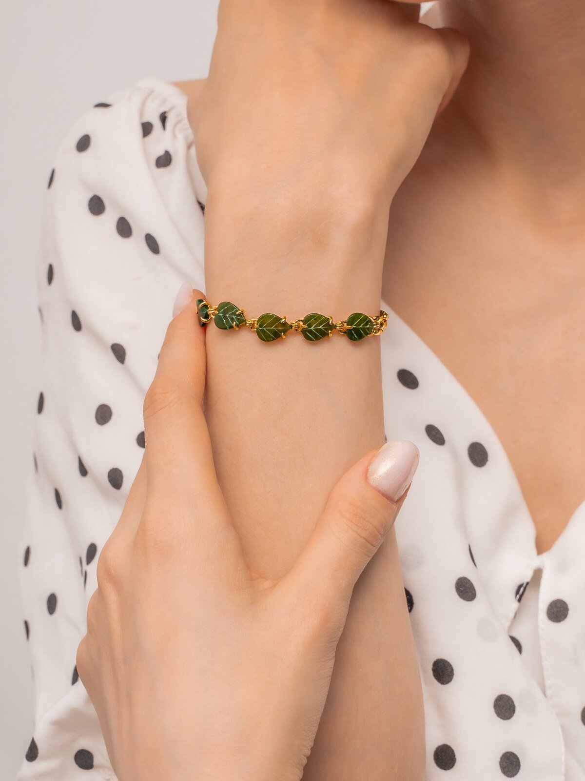 Плетеный браслет Lotus Jewelry, нефрит, размер 18 см, зеленый — фото 1