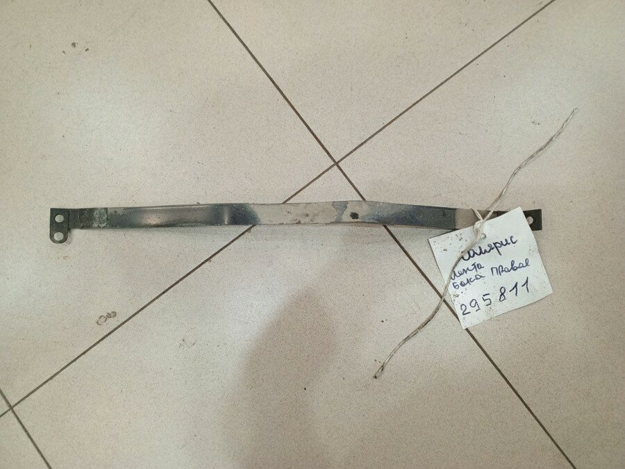 Лента крепления бензобака от Hyundai Solaris 2010-2017