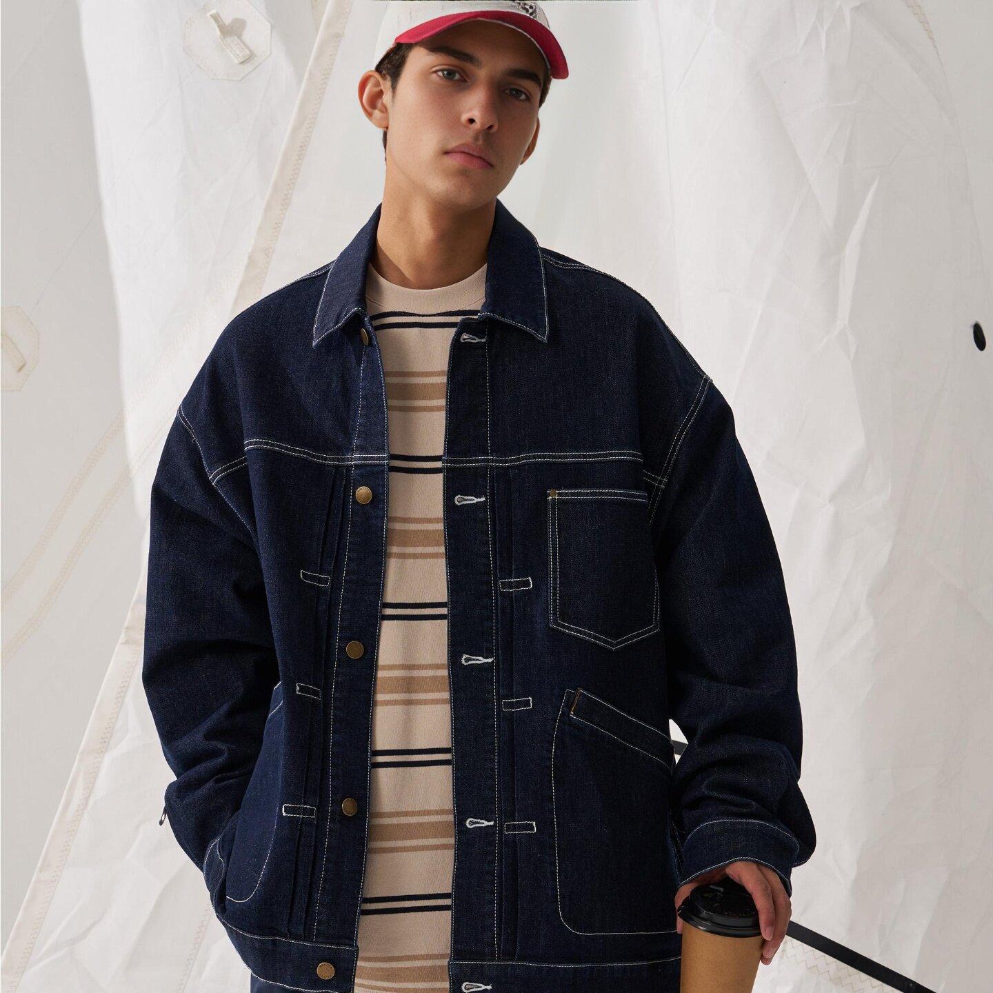 Куртка джинсовая