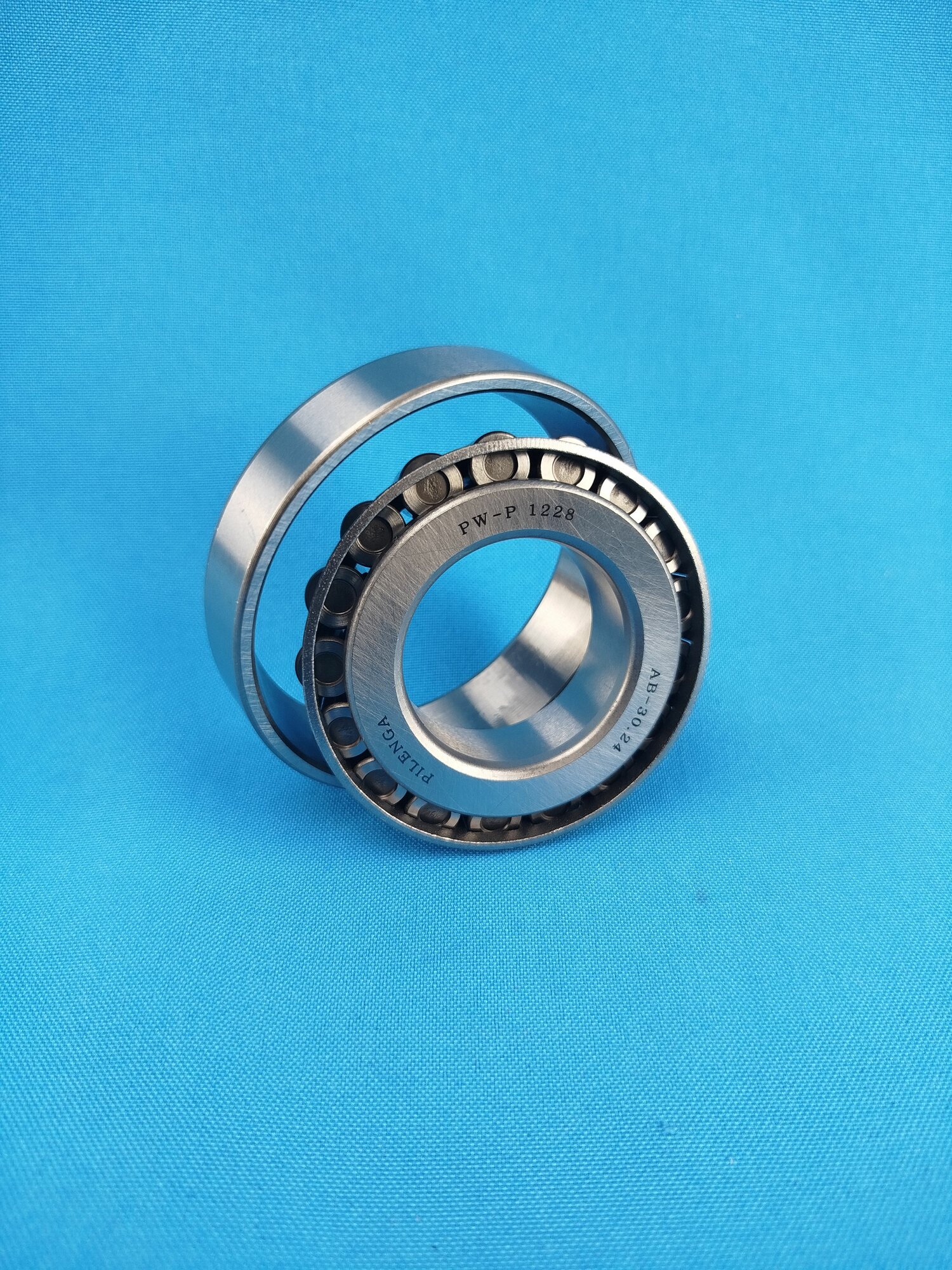 Подшипник дифференциала "PILENGA" для а/м ВАЗ 2108-15, Москвич (задний мост), ГАЗ 3308 (пром. вал) (7207)