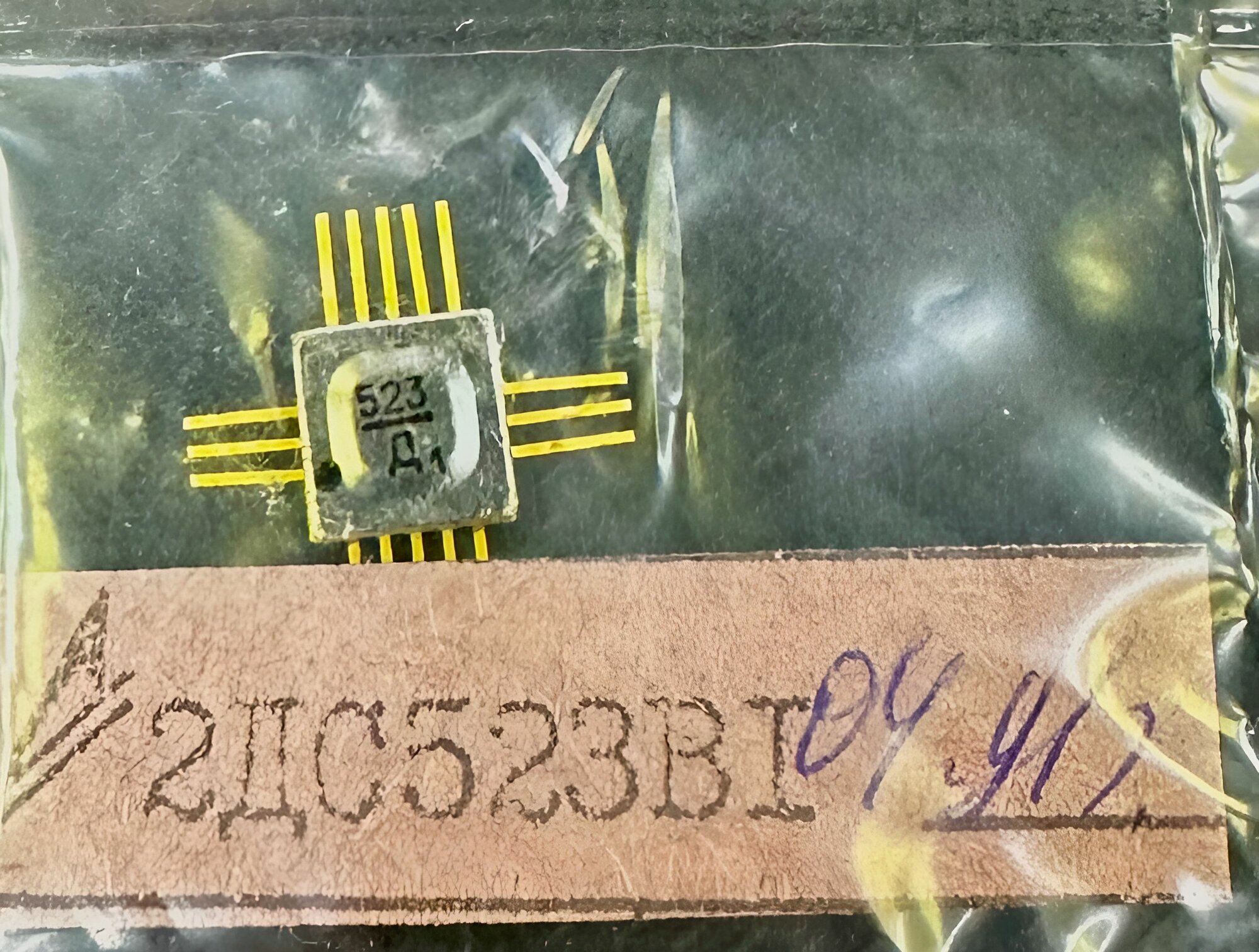 Микросхема , 2ДС523В1 Au, 1шт