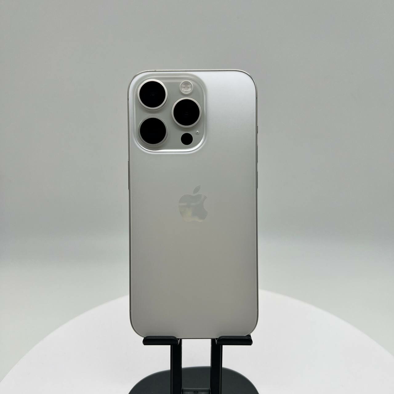 Смартфон Apple iPhone 15 Pro 128 ГБ, Dual nano SIM, белый титан