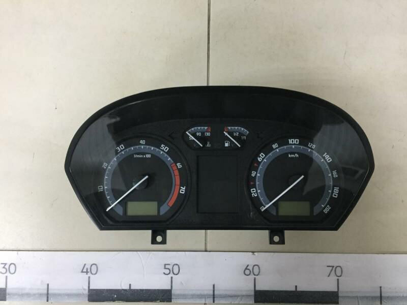Панель приборов Skoda Fabia 6Y 1999-2007 кат.номер: 6Y0920883M 6Y0920883MKD0