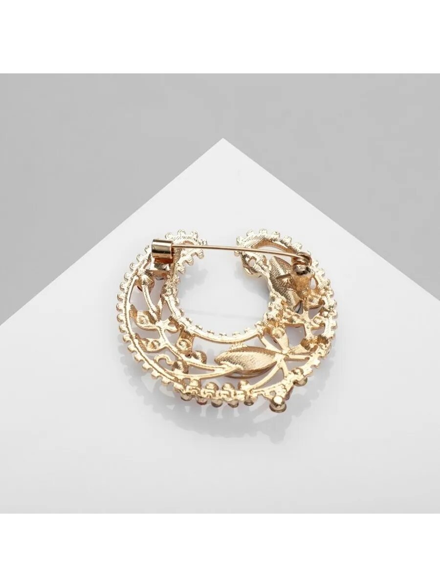 Брошь, стразы