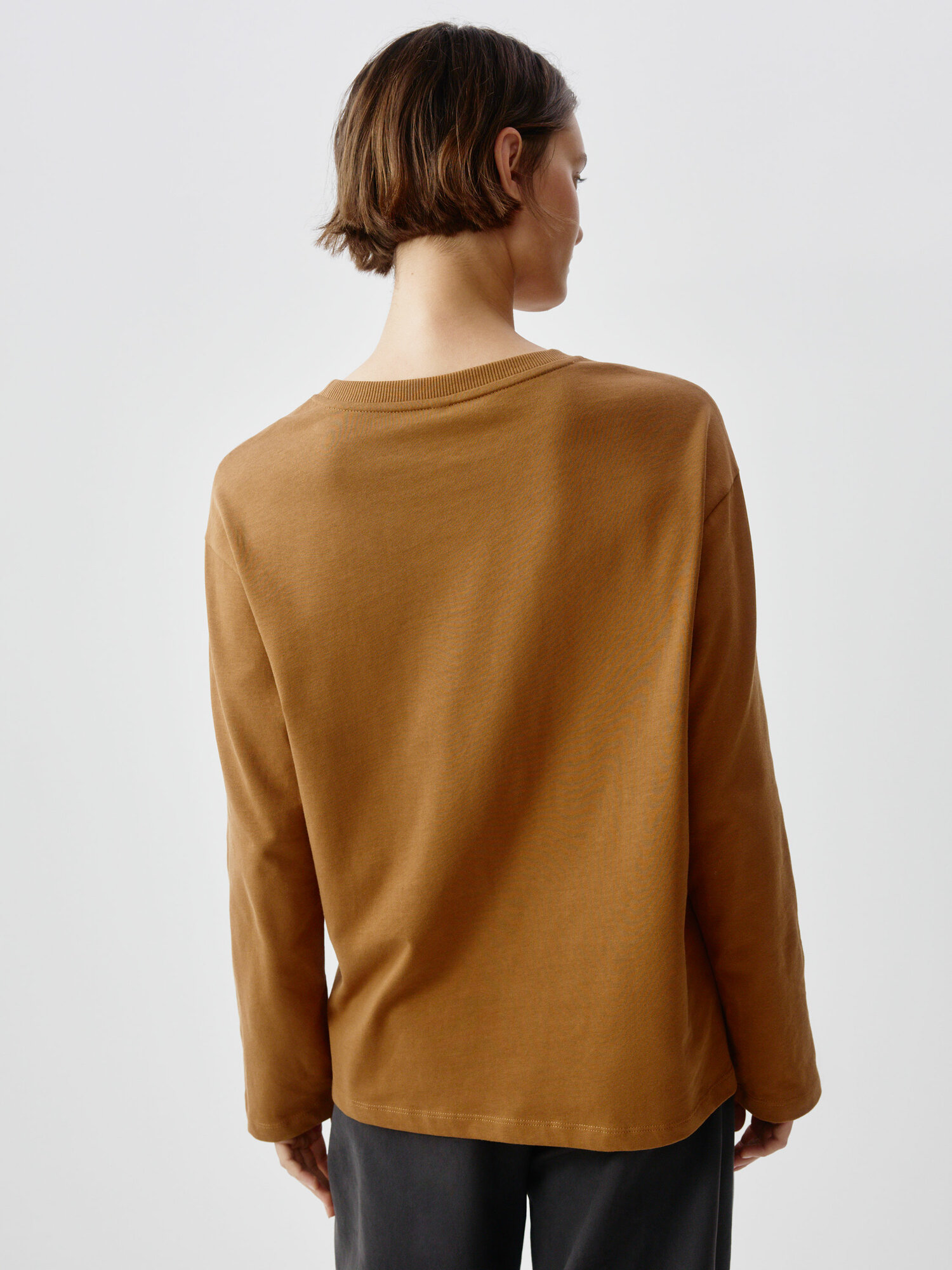 Лонгслив Sela Anna Oversize Fit, размер 42, , коричнево-бежевый — фото 1