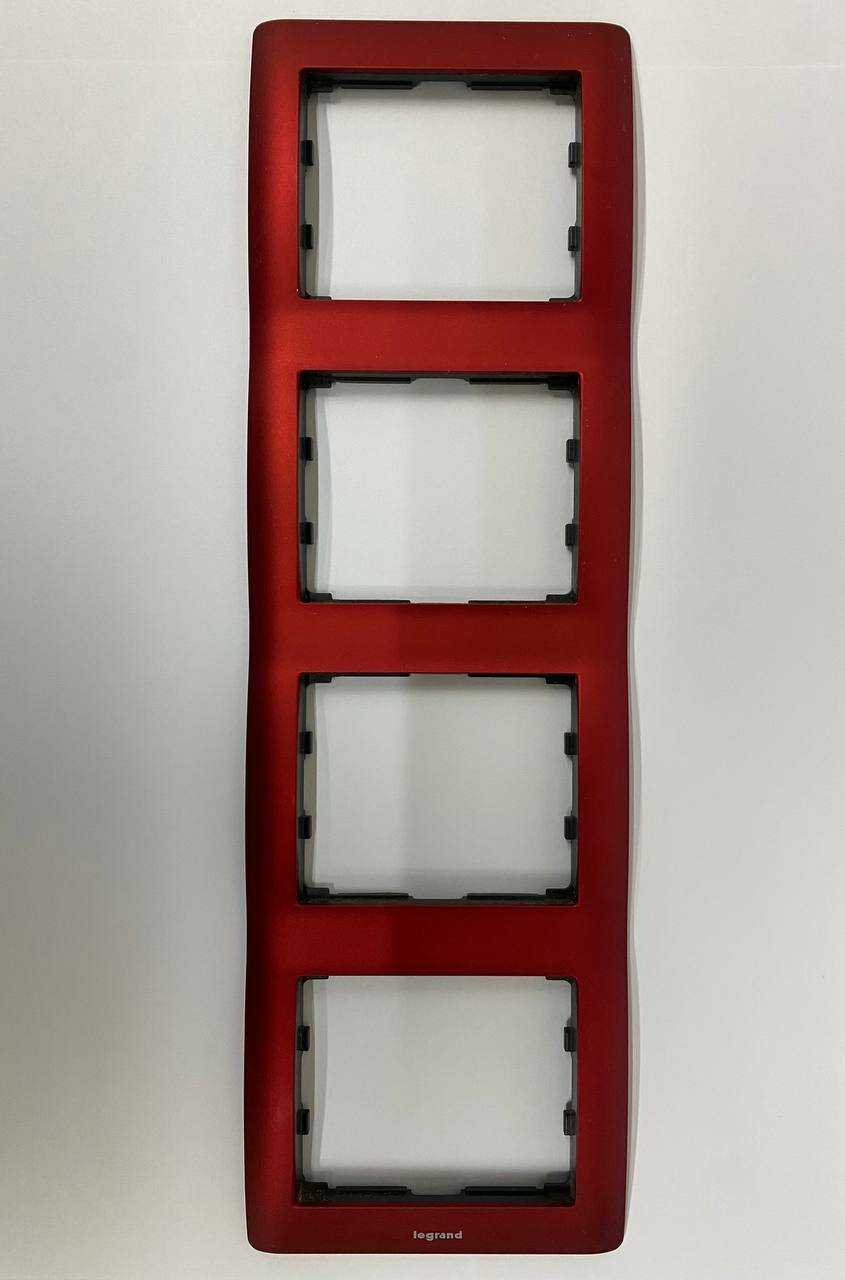 Рамка Legrand Galea Life 4 поста вертикальная Magic Red 771908