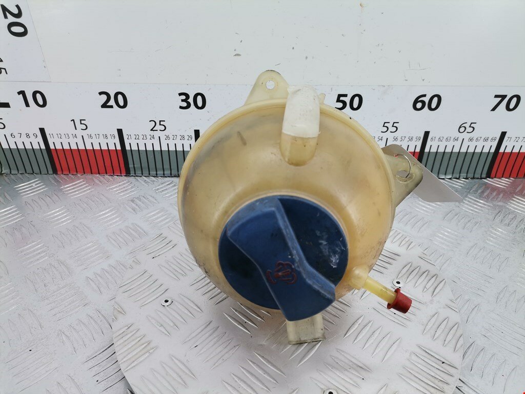 Бачок расширительный Audi A3 8L 1J0121403B арт. 1789100