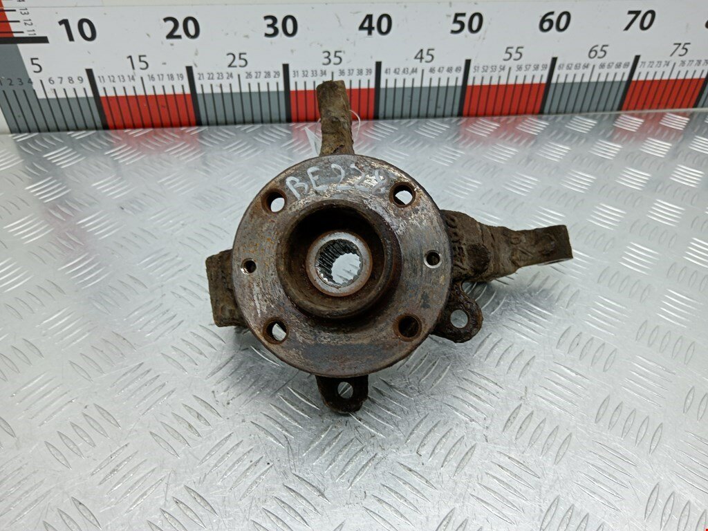 Ступица (кулак цапфа) передняя правая Renault Sandero 1 6001547685 арт. 1766910