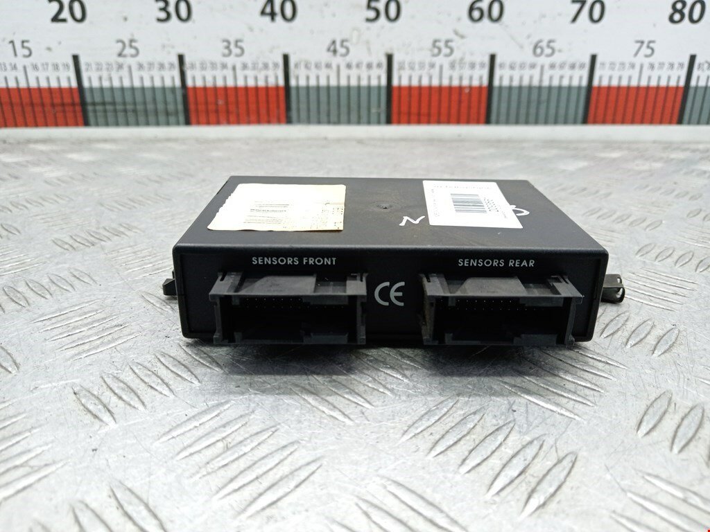 Блок управления парктрониками Volkswagen Passat 5 арт. 2093561