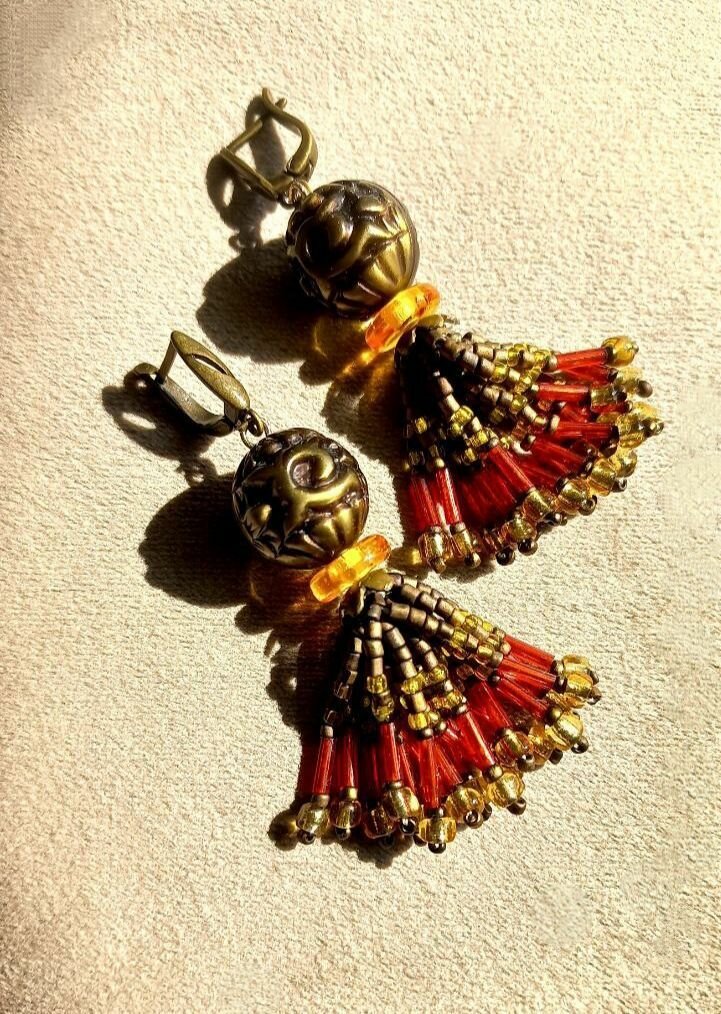 Серьги, металл, искусственный камень, стекло, бисер