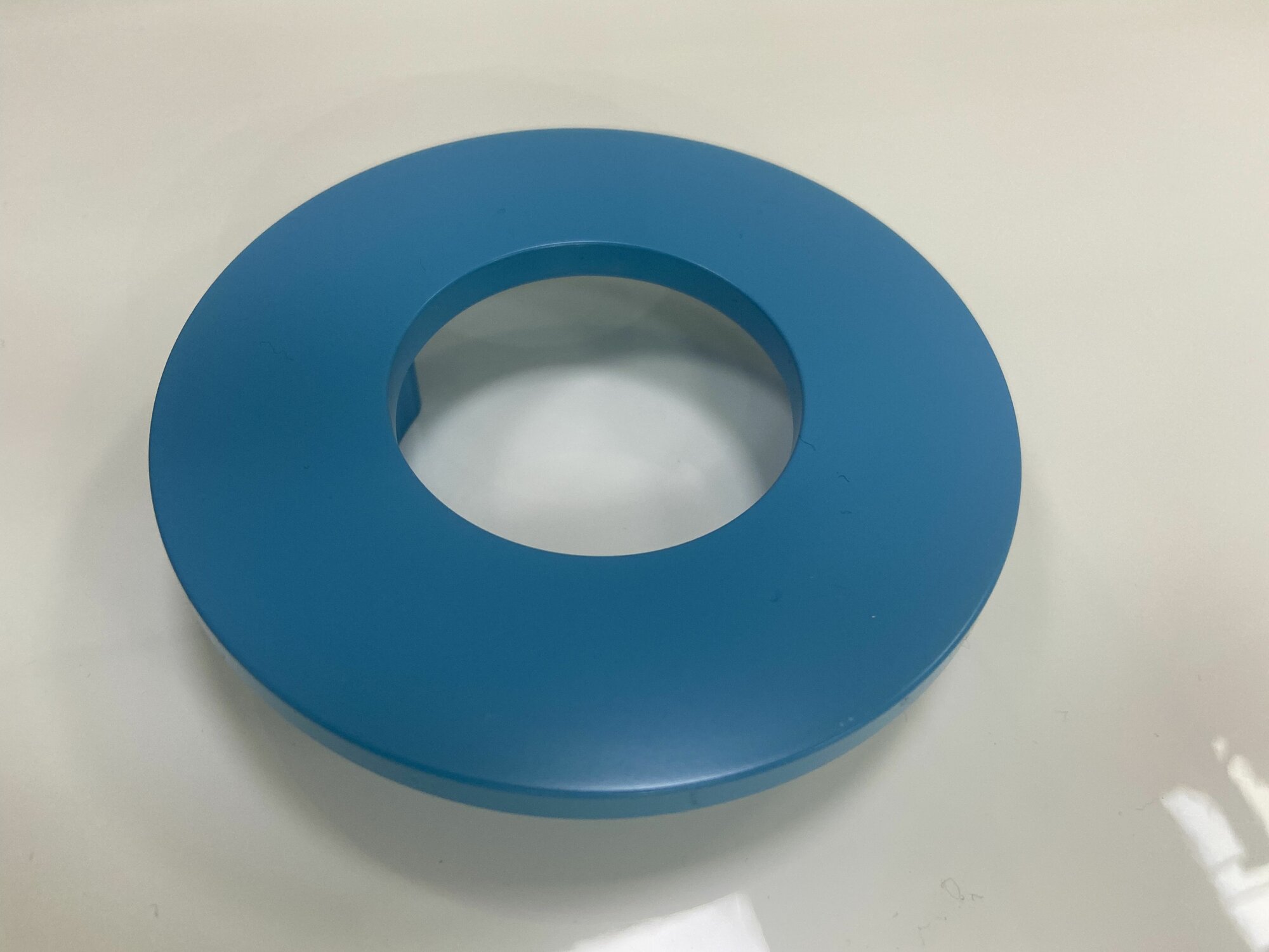 Ручки мебельные круглые пластиковые