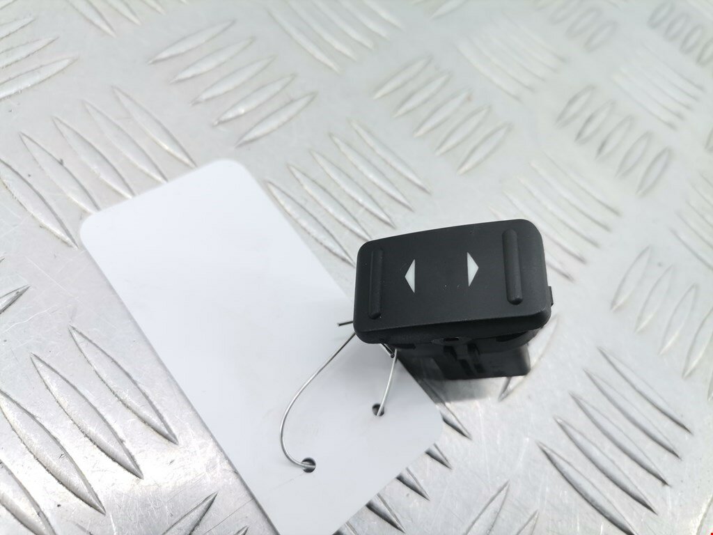 Кнопка стеклоподъемника Ford Kuga 1 1471913 арт. 1925249