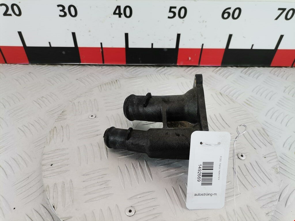 Корпус термостата Ford Focus 2 1707050 арт. 1492669