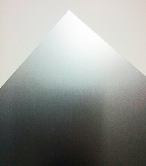 Бумага цветная 300г/кв. м (А4) 210х297мм серебрянный глянцевый