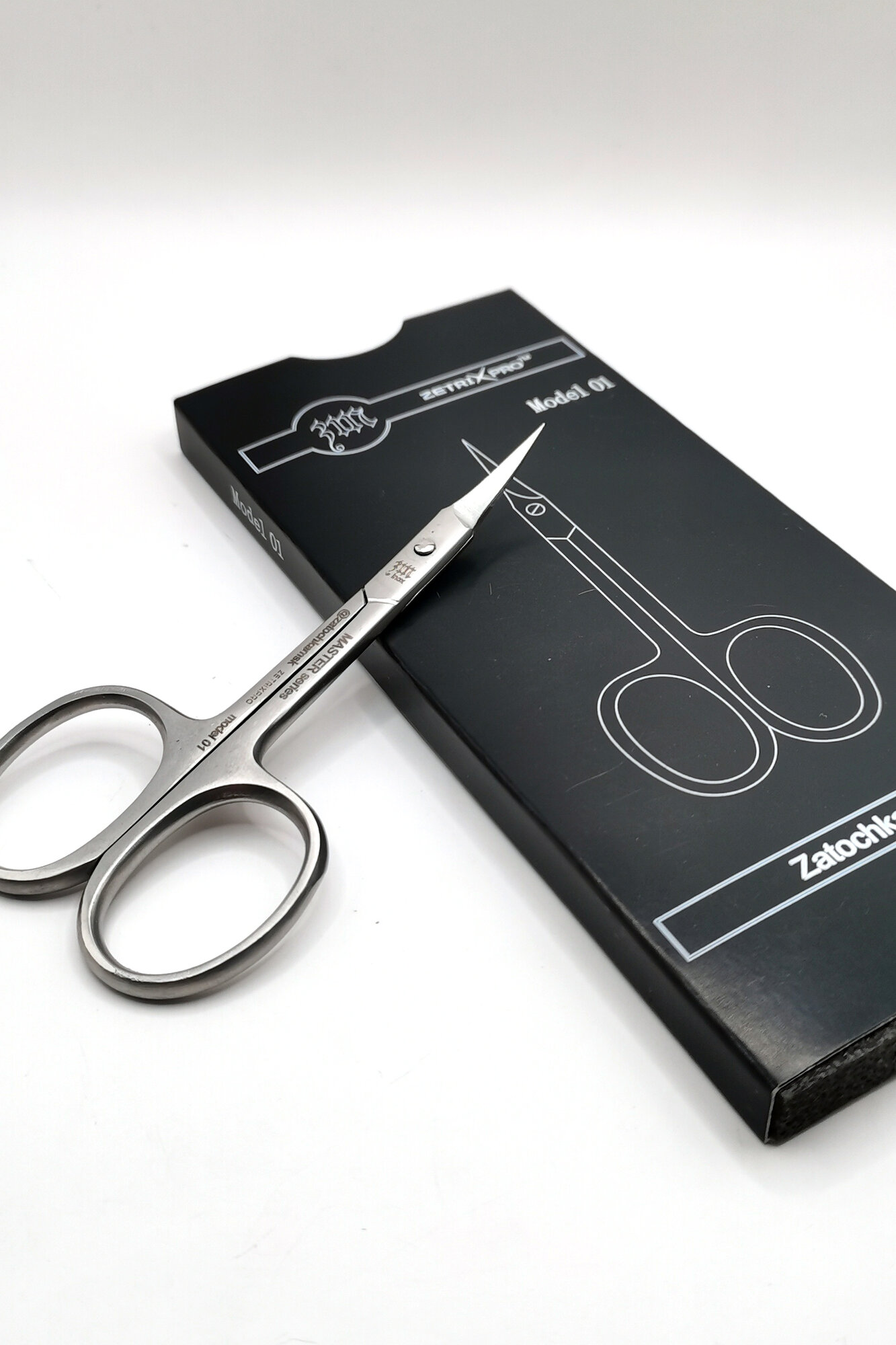 Ножницы для маникюра и педикюра ZetriXPro Model 01, изогнутые лезвия, ручная заточка ZatochkaMSK