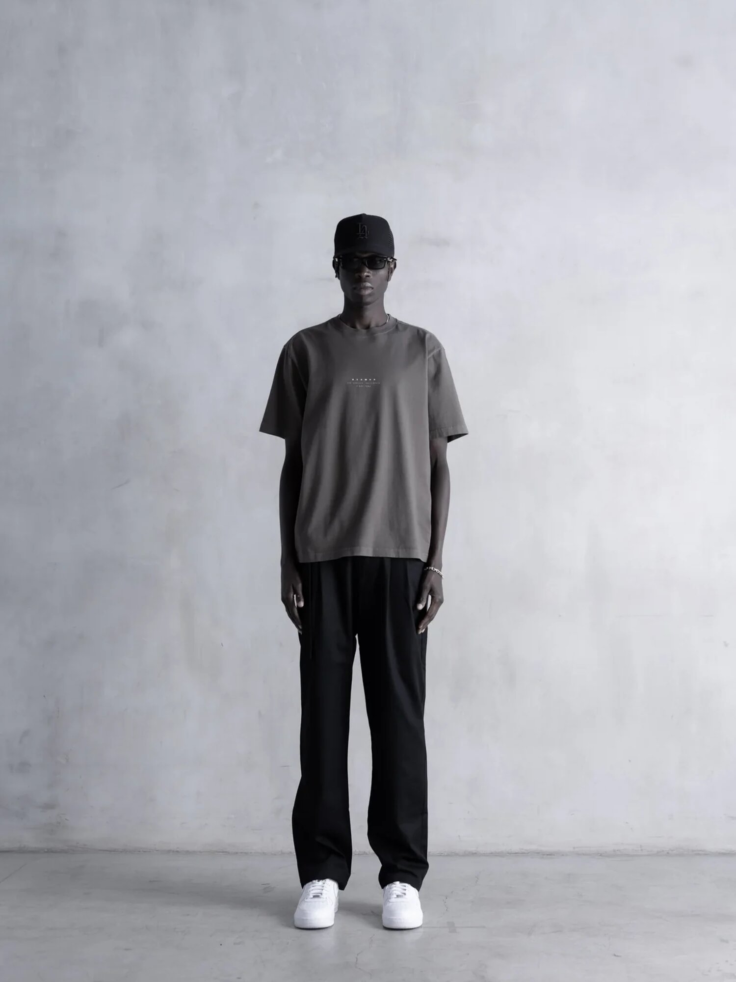 Футболка Stampd Stampd Strike Stack Logo, размер L, tee pine — фото 1