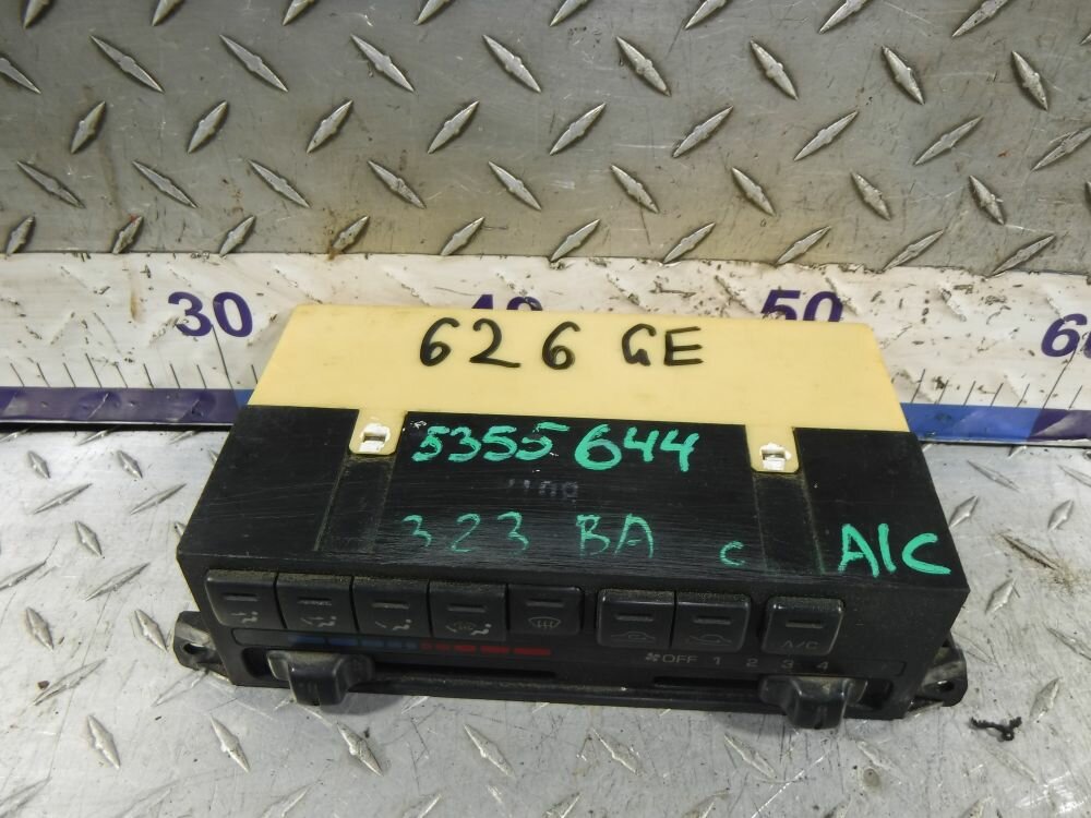 Блок управления отопителем Mazda 626 GE G04P61190A