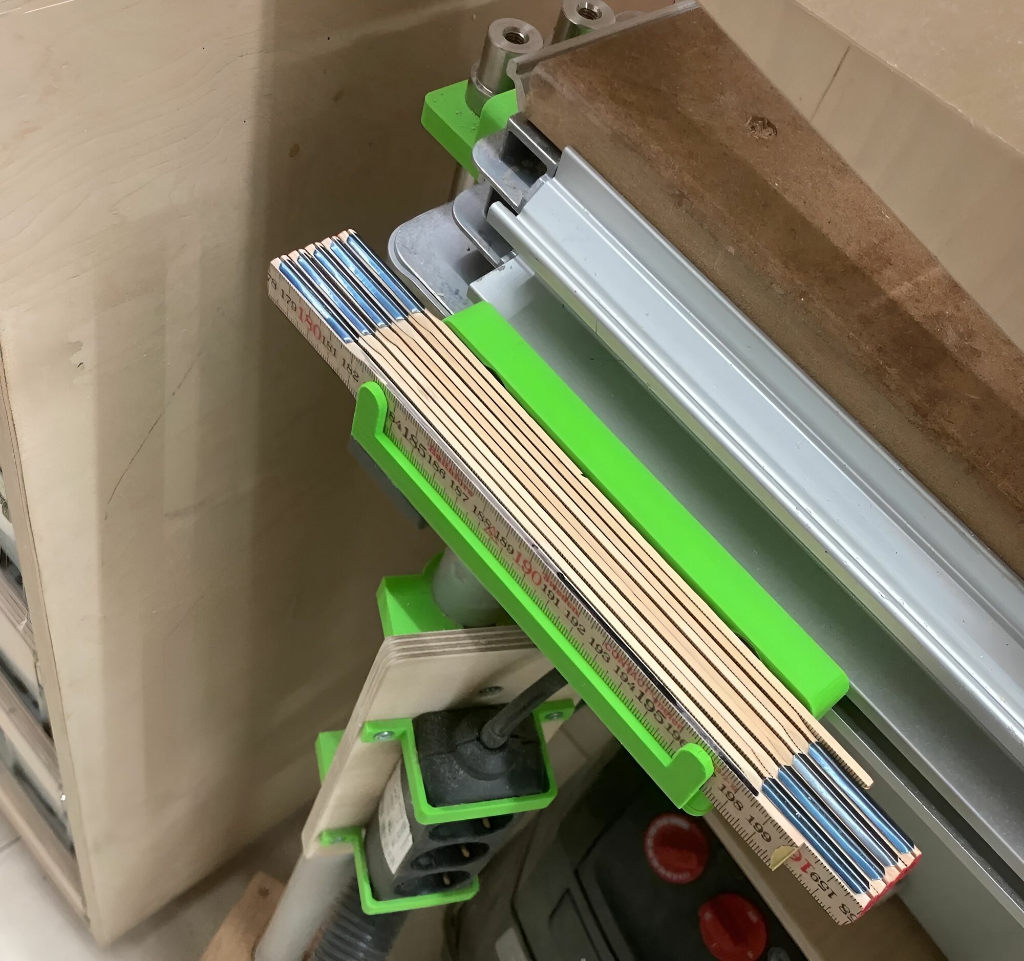 Держатель измерительной линейки Festool на стену/MFT