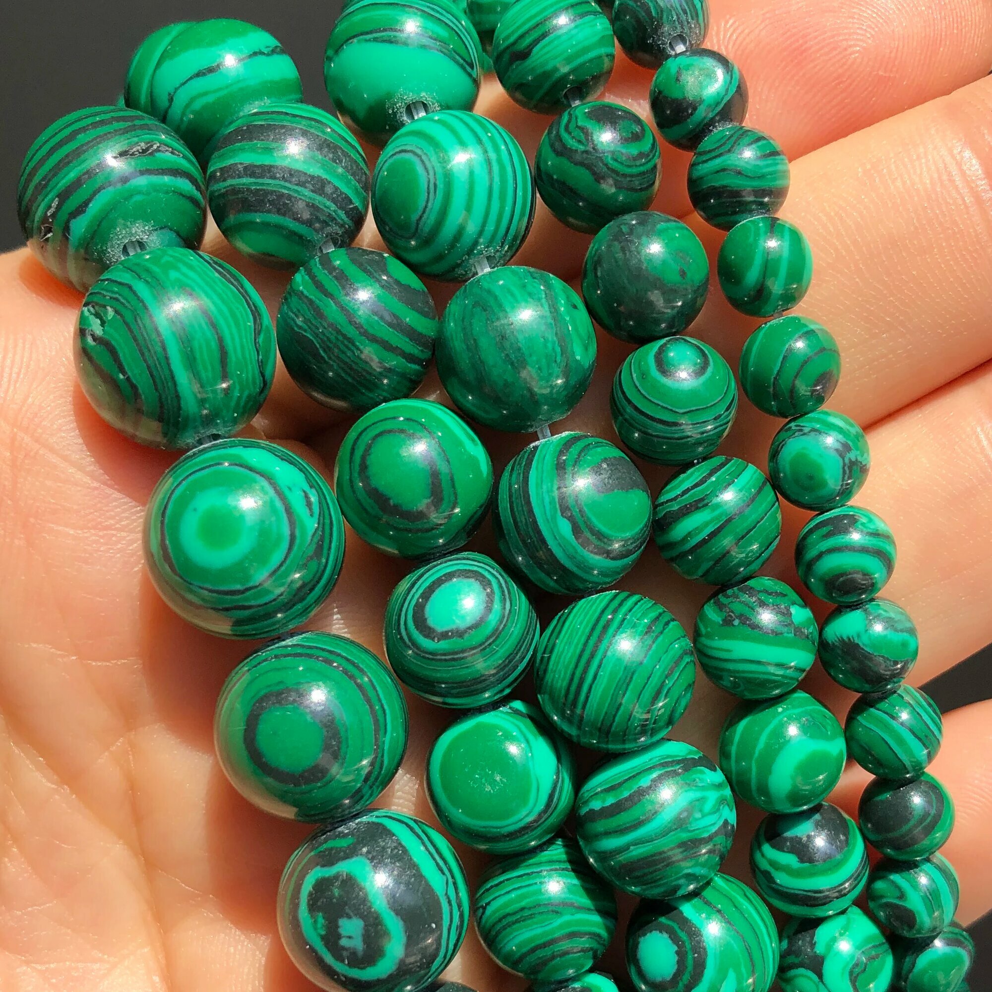 Халцедон бусины Xilitata 4/6/8/10/12 мм Изумрудный, 10mm (approx 36pcs), Green Malachite