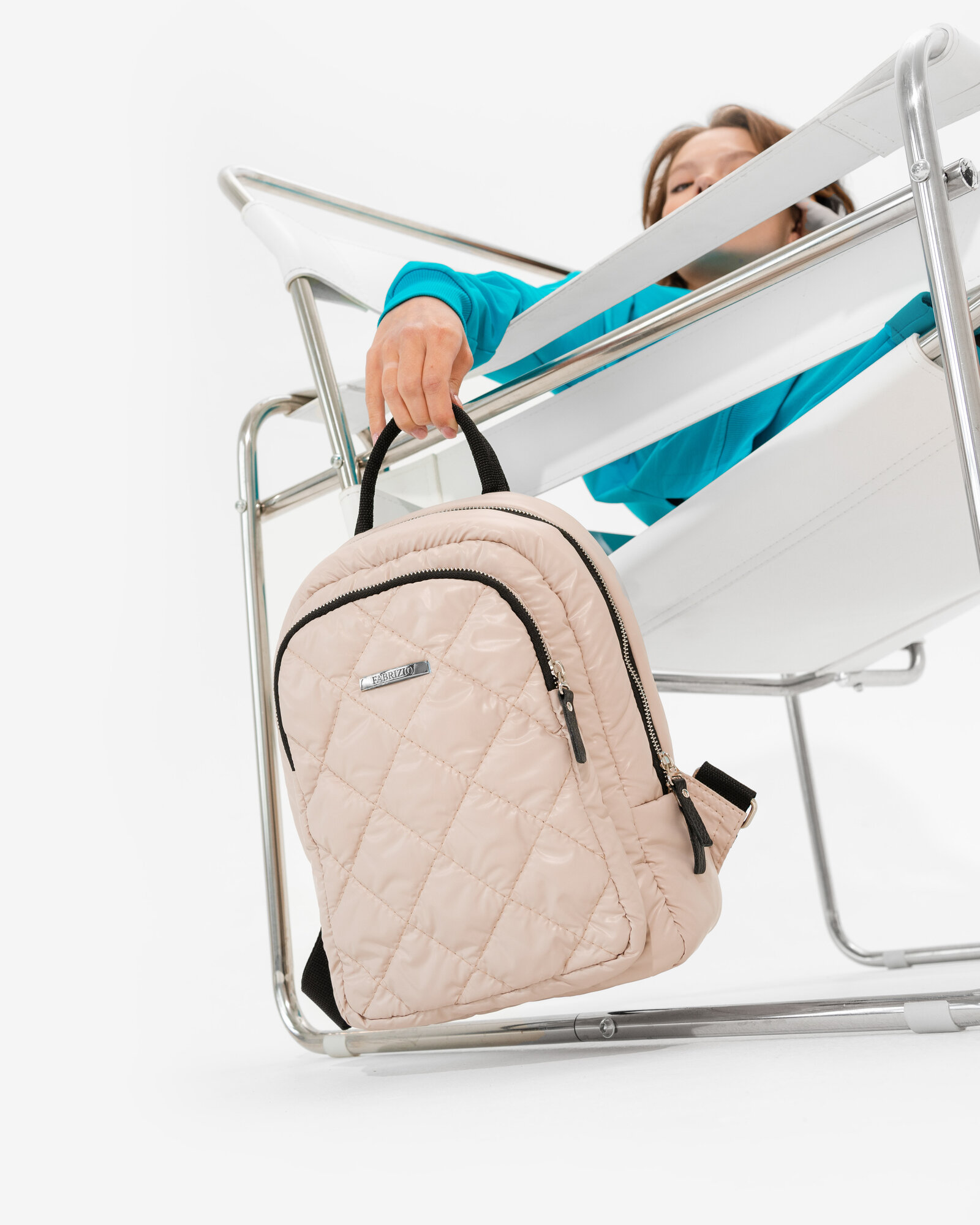 Сумка-рюкзак маленький тканевый стеганый