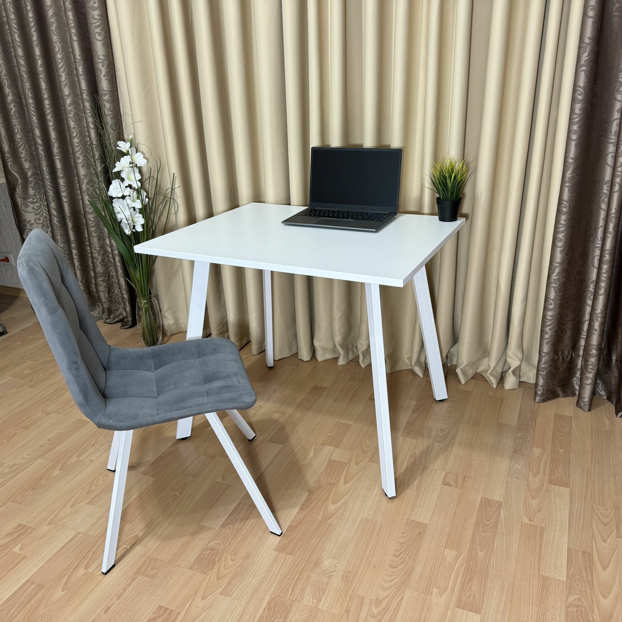 Письменный стол Ник Белый 90*70 см. Белые ножки