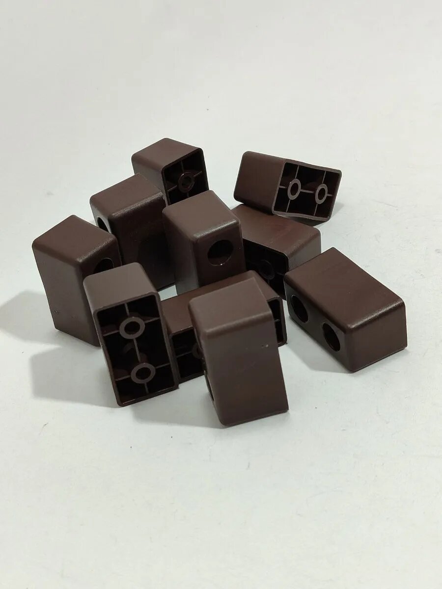 Мебельные ножки пластиковые для дивана шкафа и тумбочки