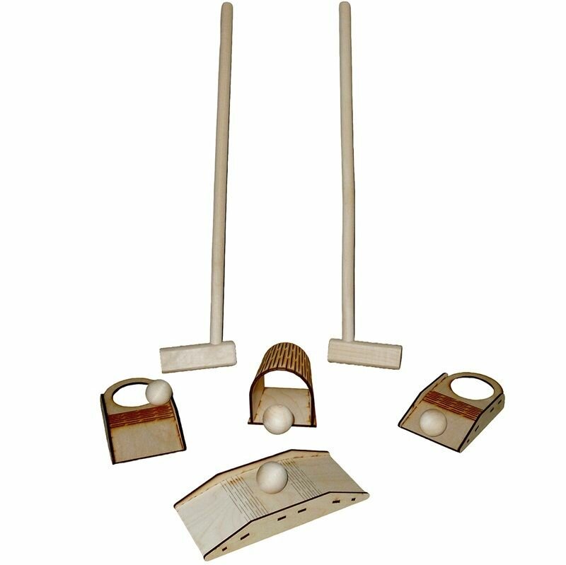 Набор игры в минигольф: 2 клюшки, горка, 2 лунки, 4 мяча, тунель. Материал - дерево