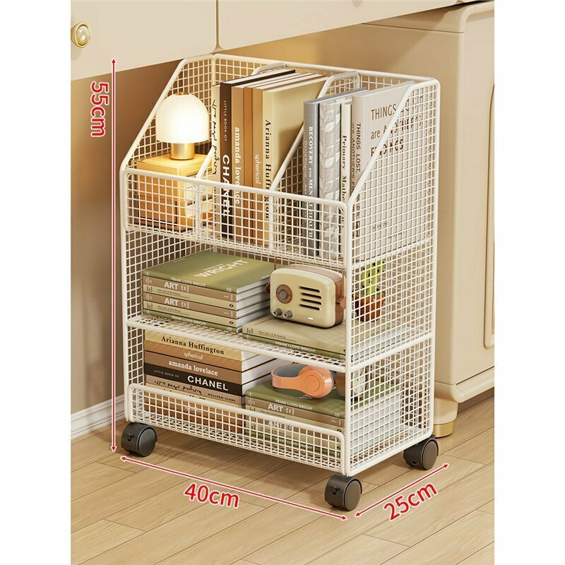 Небольшую книжную полку рядом со столом-стеллажом можно передвинуть