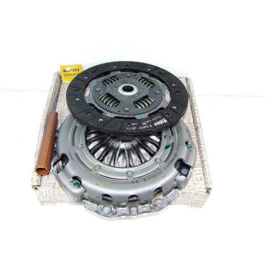 RENAULT 8201516550 Комплект сцепления Renault Koleos (HY) 2008-2016 Renault Master II 1999-2010 Renault Trafic 2001-2014