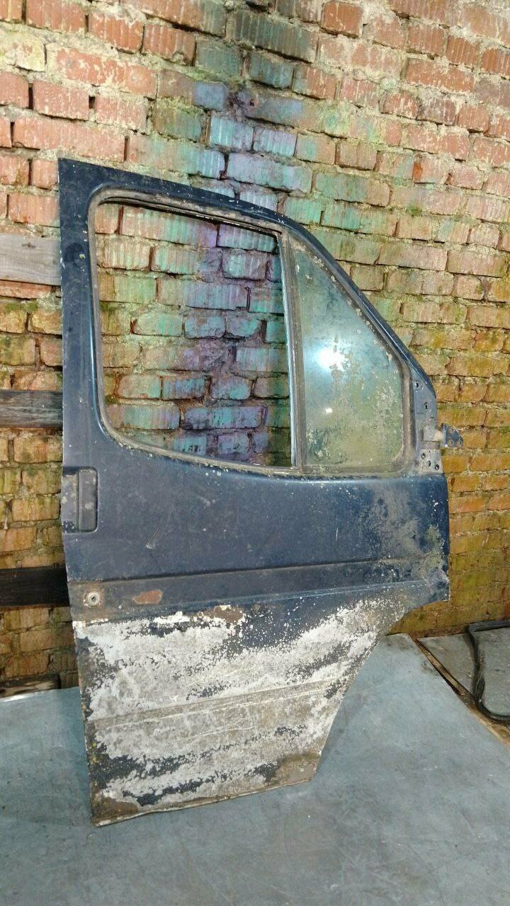 Дверь передняя правая Ford Transit 4 рест. 1994