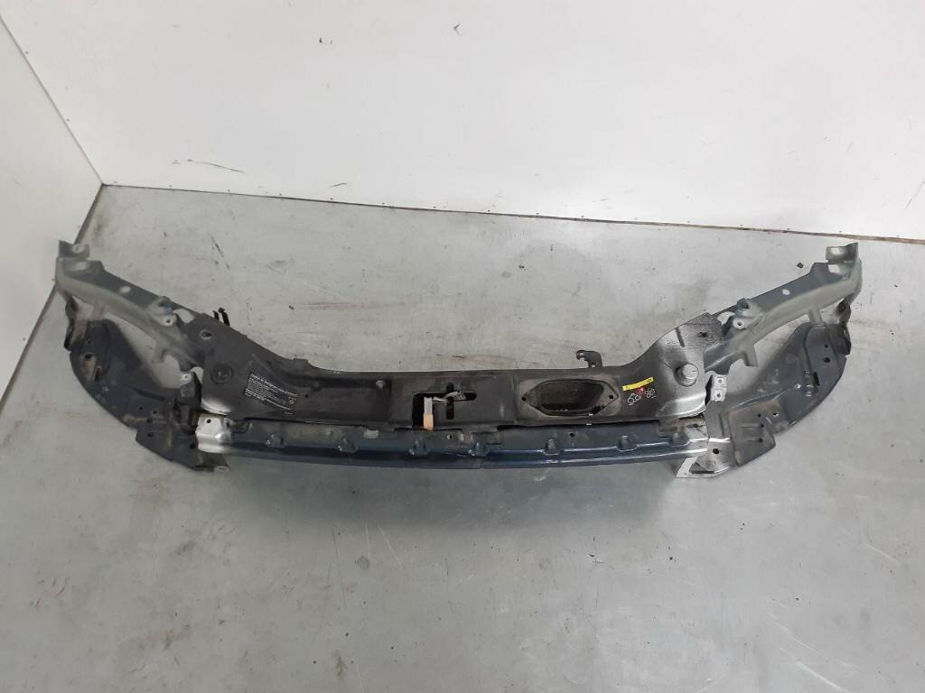 Передняя панель Volvo V70 2008