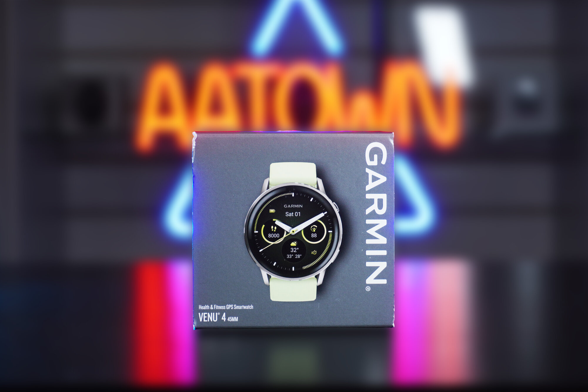 Venu 4 – 45 mm Silver with Citron Silicone band 010-03014-02