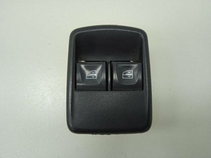 Блок управления стеклоподъемниками Renault Logan 2 2014 кат.номер: 254110431R