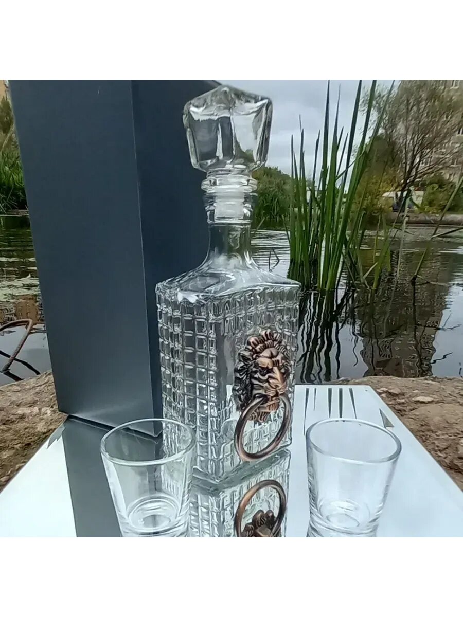 Графин Лев 500мл+ 2 стопки 50мл в подарочной коробке