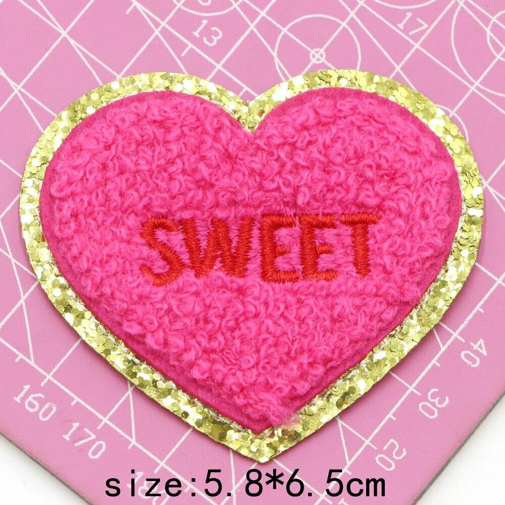 Нашивка на одежду Розовое сердце Sweet, 5.8*6.5 см
