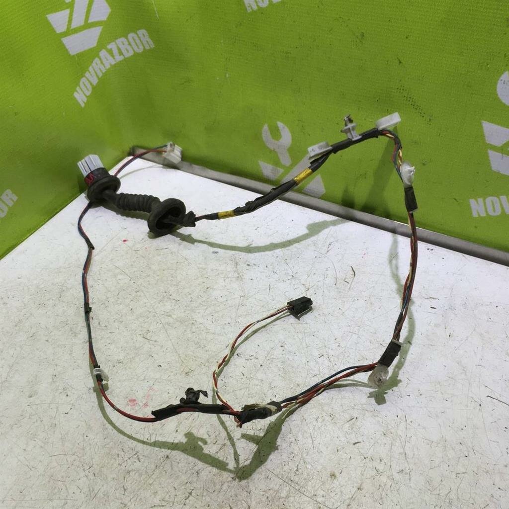 Проводка (коса) Toyota Corolla E12 2001-2006