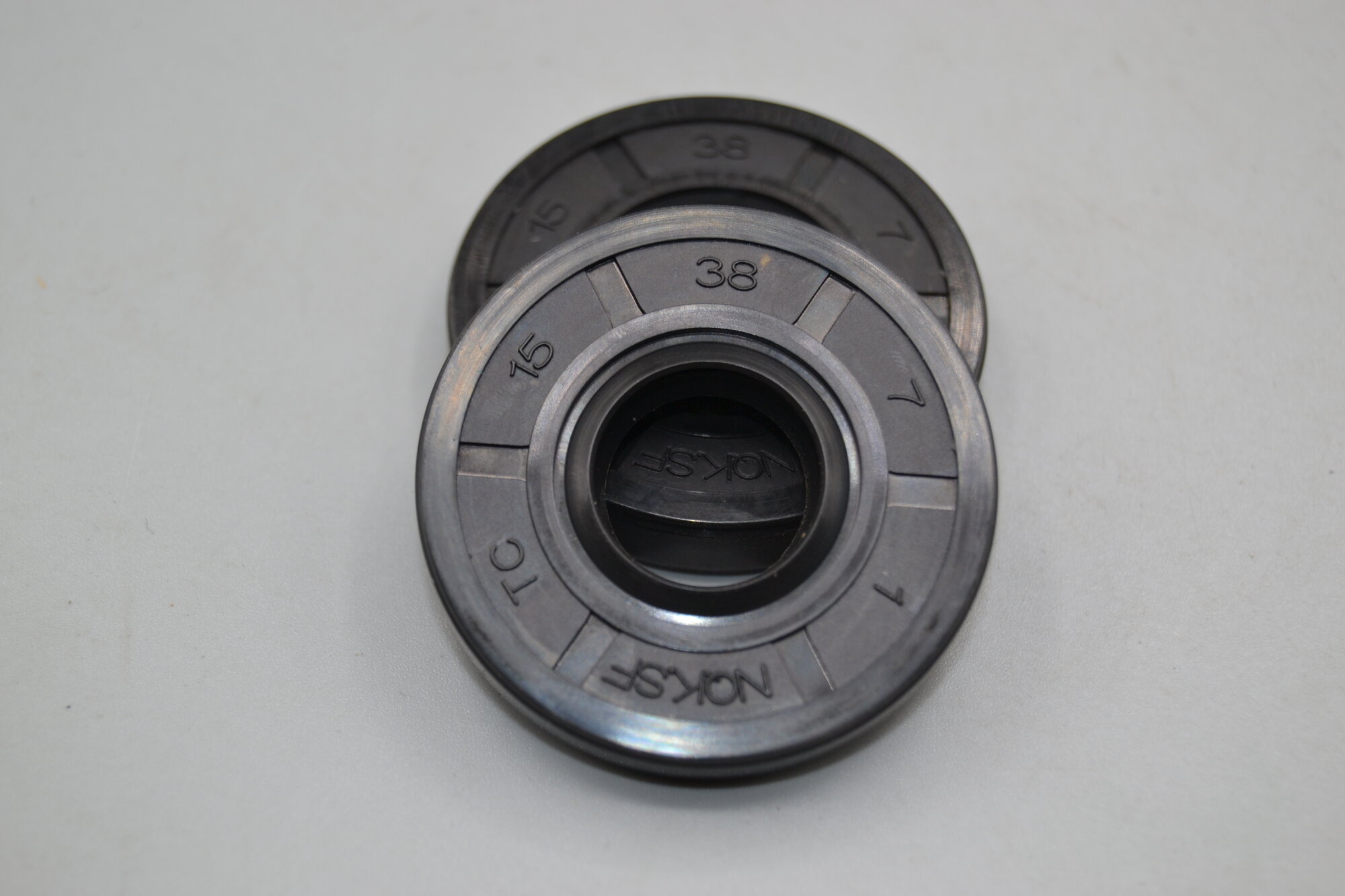 Манжеты сальники 15х38х7, (2шт)