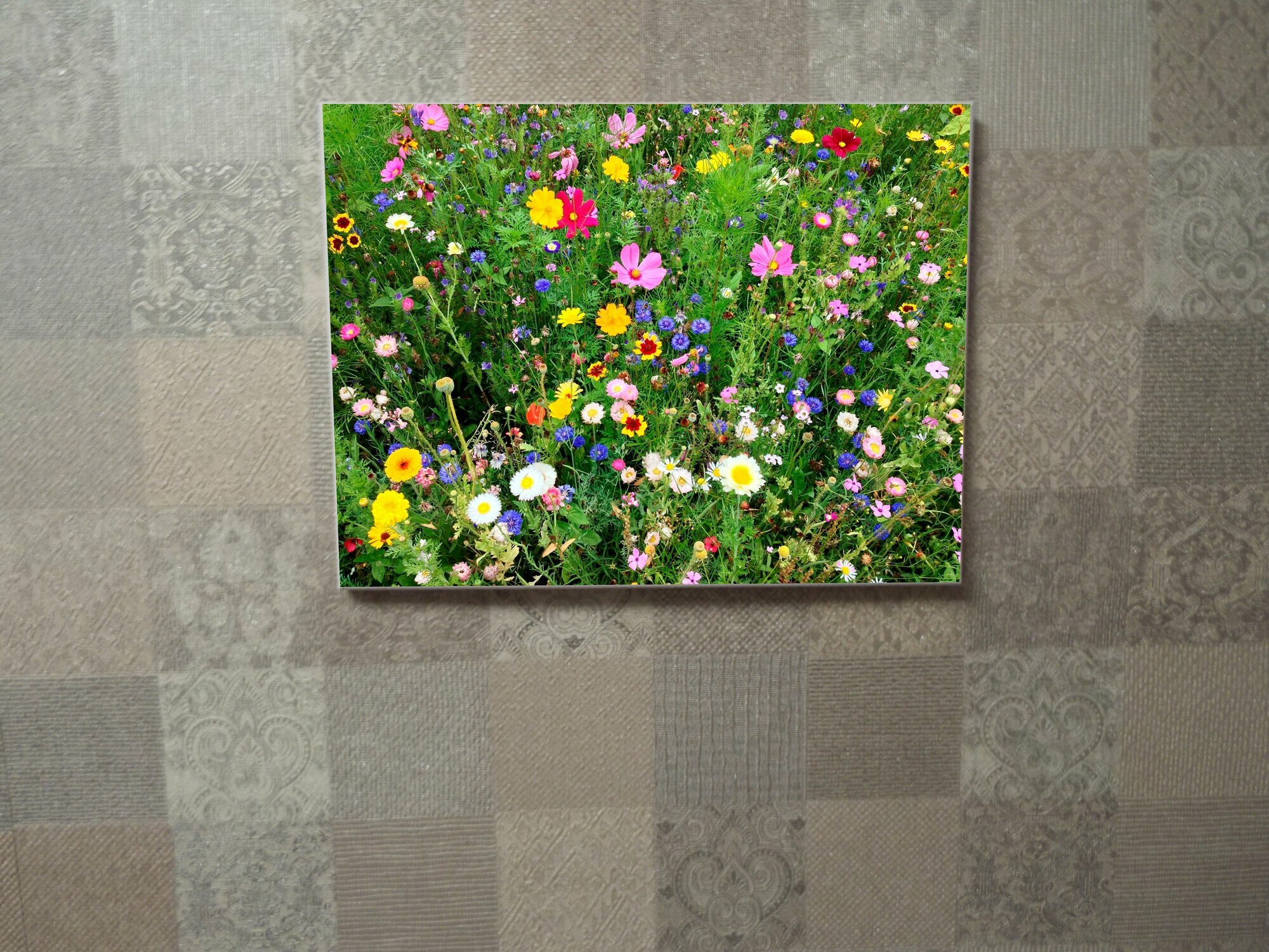 Картина на холсте, на деревянном каркасе. "Луговые цветы." 40 х 30 см.