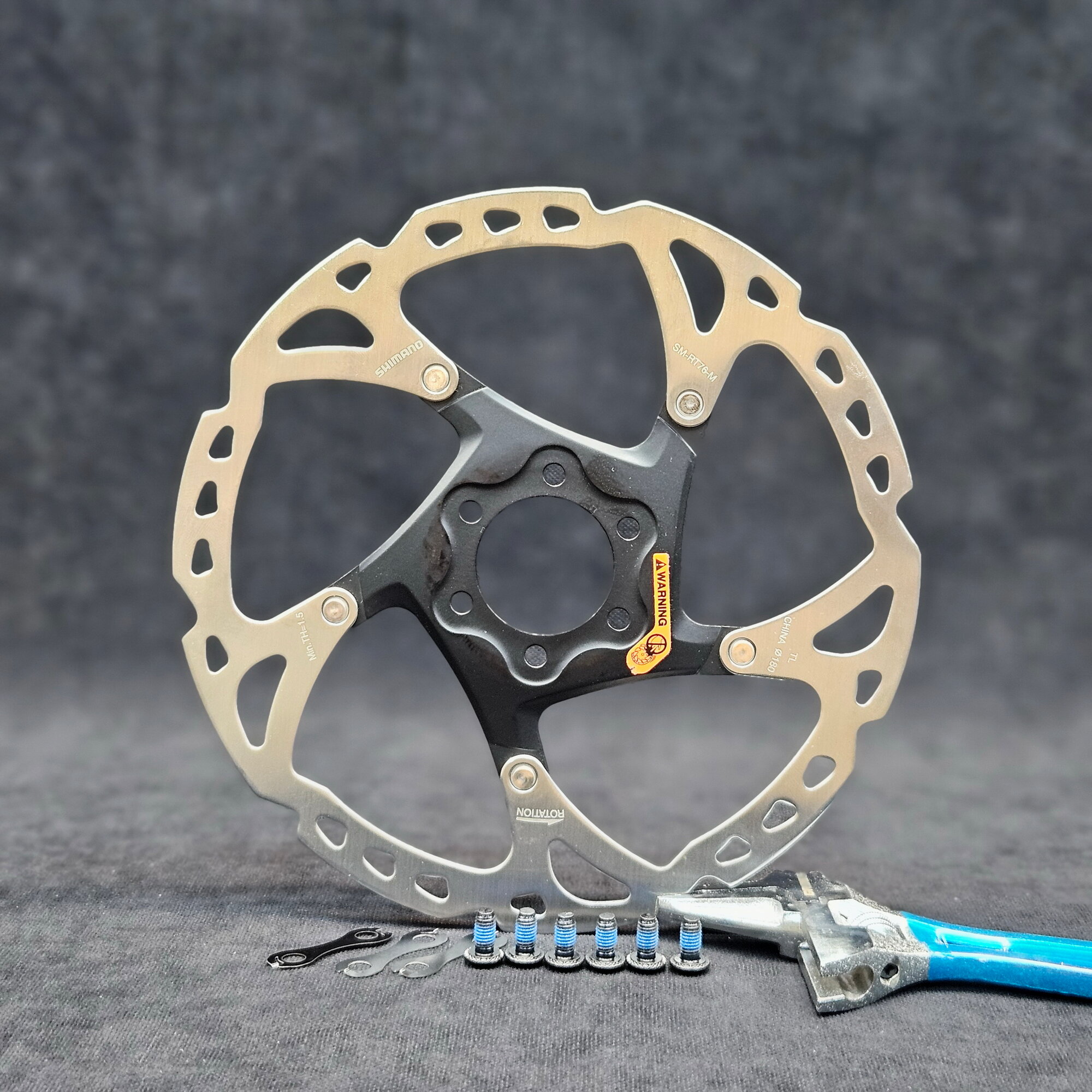 Ротор Shimano XT SM-RT76, 180 мм, 6 болтов, изготовлен в Китае (OEM без упаковки)