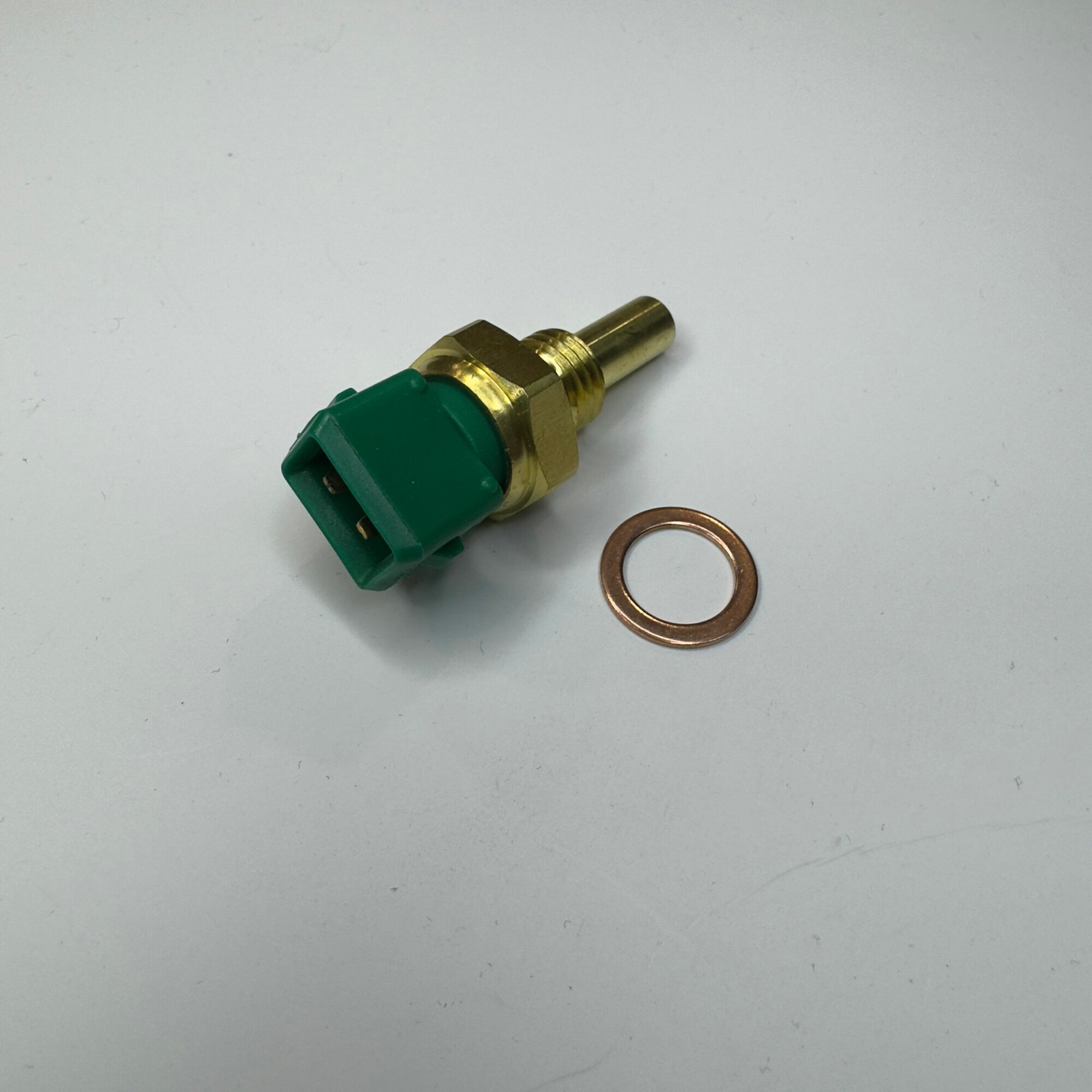 Датчик температуры охлаждающей жидкости (на воздушном фильтре) Geely MK [1.5 16V 5MT седан] 1086001088