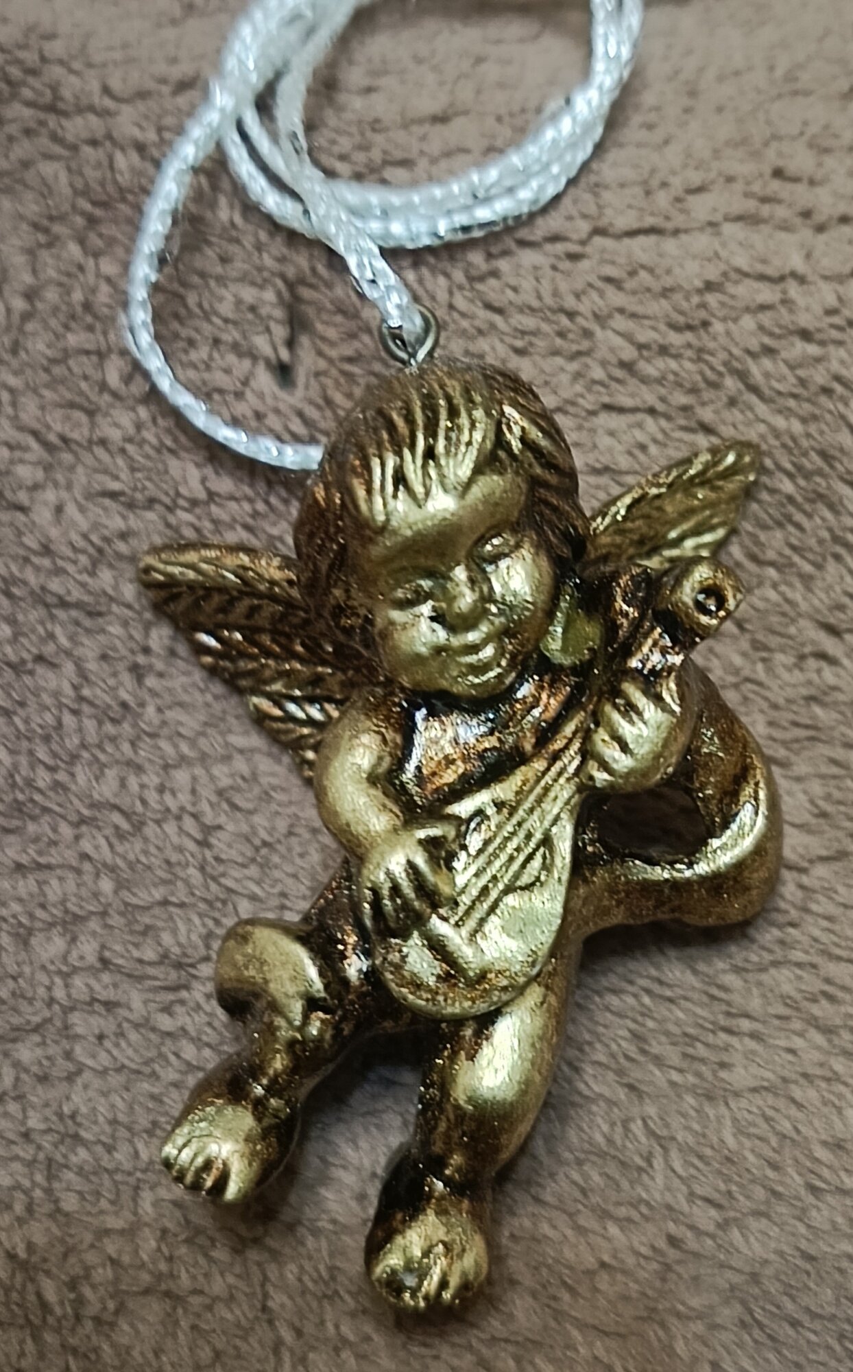 Фигурка подвеска "Ангел с лютней" (под античную бронзу)