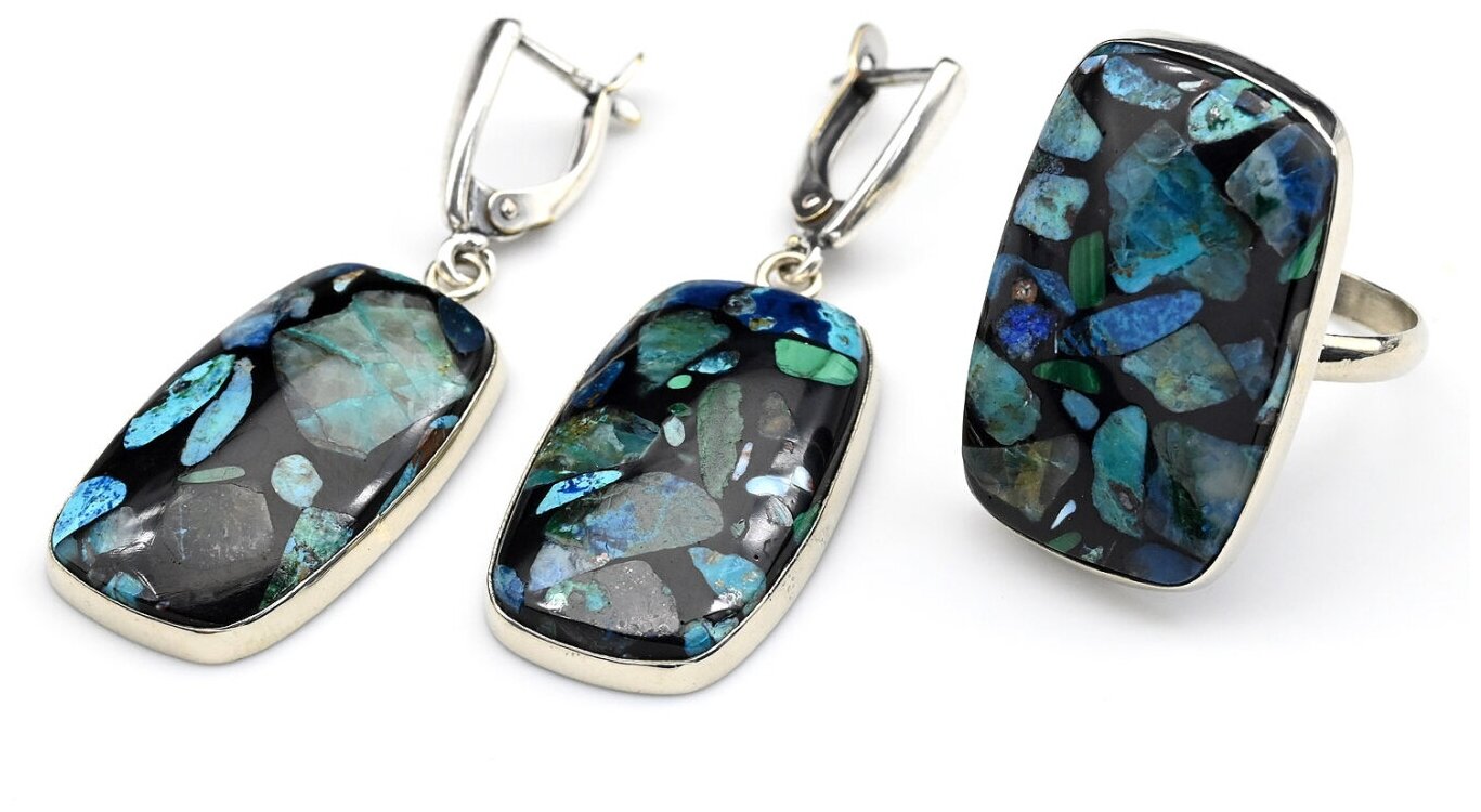 Комплект бижутерии: кольцо, серьги, хризоколла