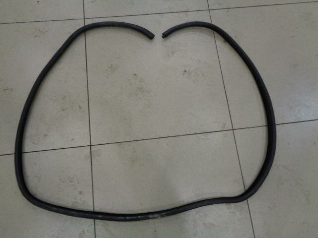 Уплотнитель проема двери задний от BMW 3-Series E90 2005-2012