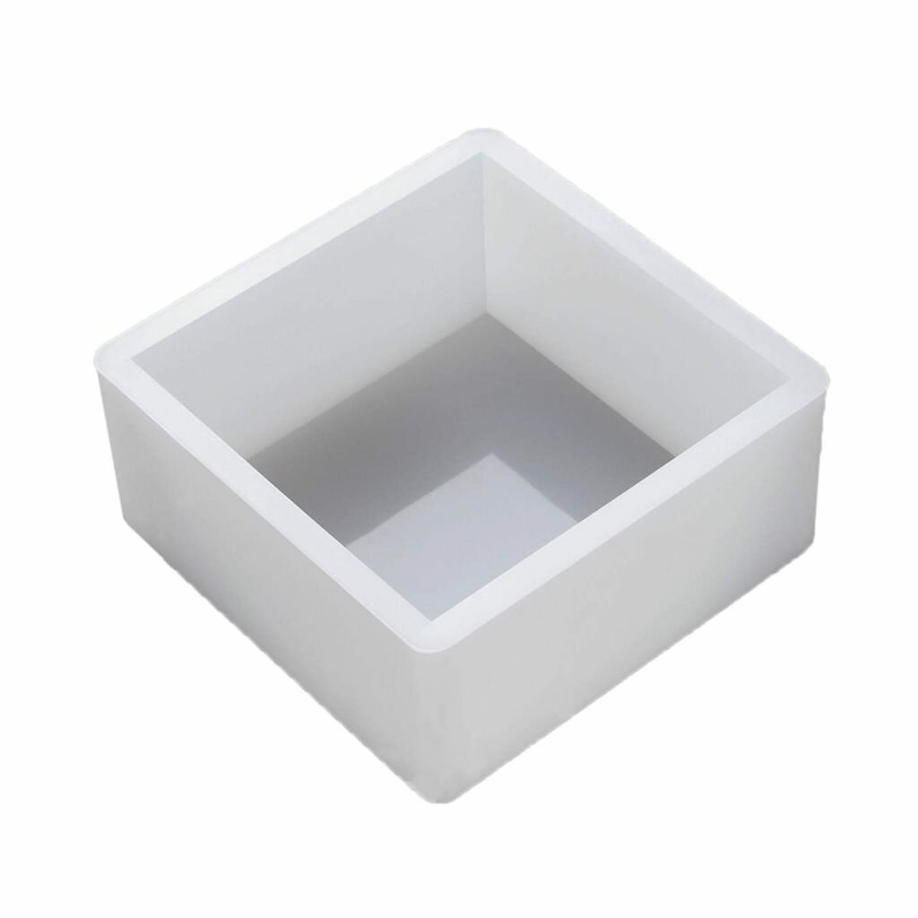 Геометрическая форма из кристаллической эпоксидной смолы-15