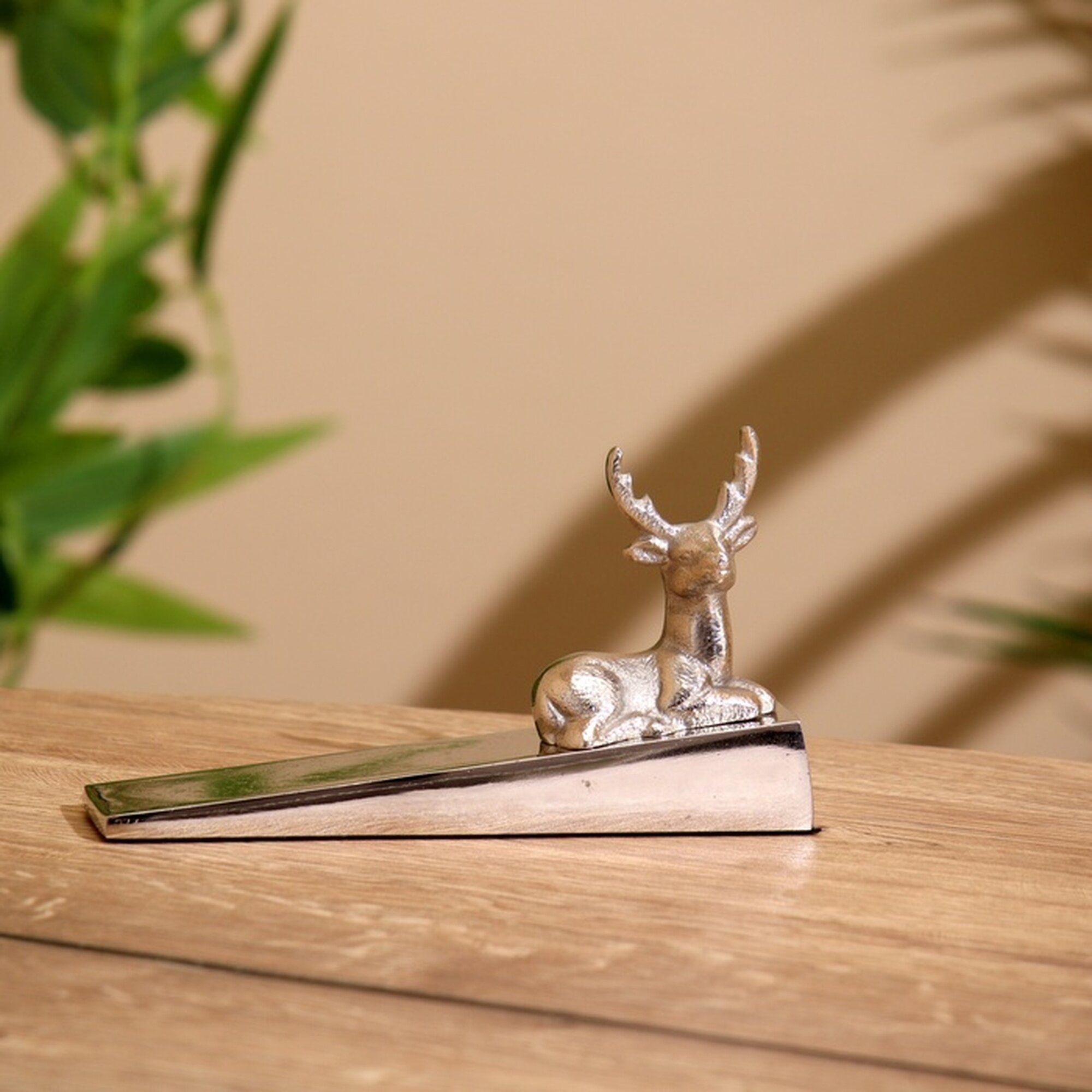 Дверной стопор Сима-ленд "Олень", алюминий, серебристый, 16.5x5x9 см