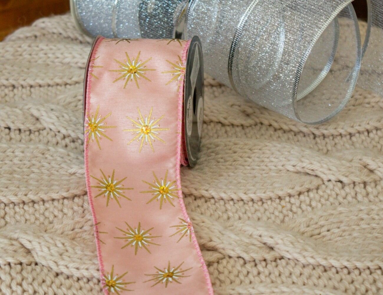 Лента для декорирования розовый мотив: звезды, полиэстер, армированный край, 6х270 см, Kaemingk 445333-1