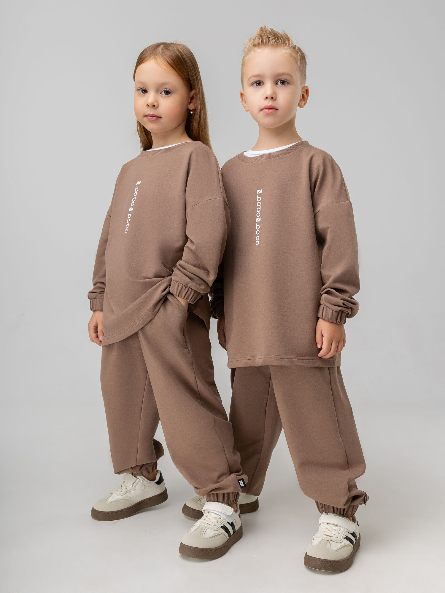 Костюм спортивный