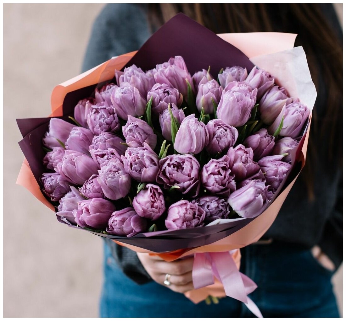 Букет тюльпанов, лавандовых, 45 шт