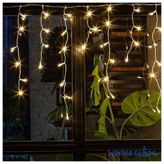 Электрическая гирлянда-занавес Winter Glade Теплый белый свет 100 ламп KSI-CB100